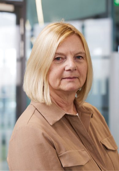 Meet the Team - Engine Lease Finance Corporation All rights reserved