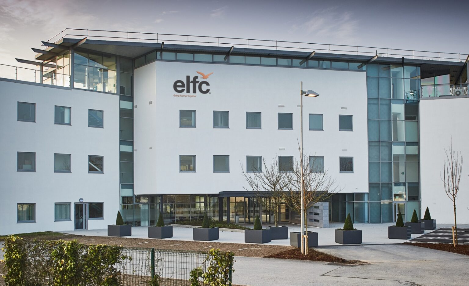 About Us - Engine Lease Finance Corporation All rights reserved