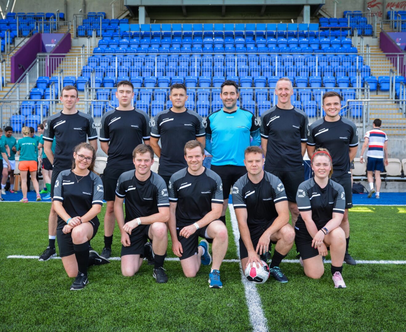 Life at elfc - Engine Lease Finance Corporation All rights reserved