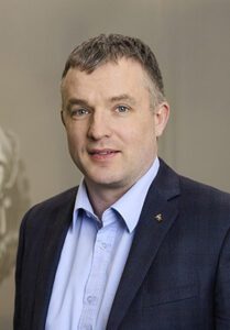 Meet the Team - Engine Lease Finance Corporation All rights reserved