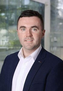 Meet the Team - Engine Lease Finance Corporation All rights reserved